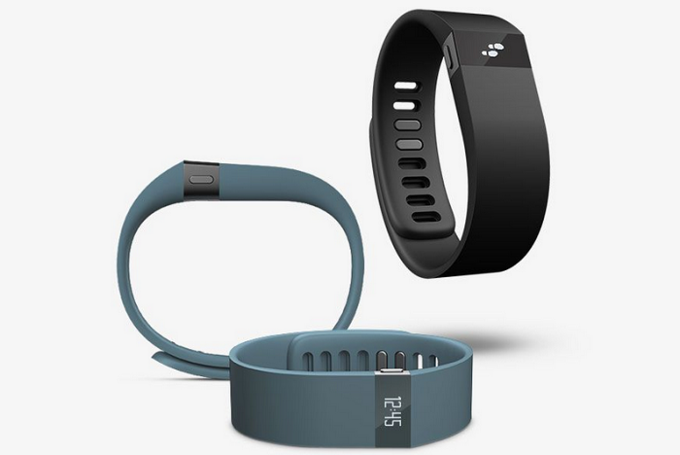 Fitbit正式推出配有OLED显示屏的腕带Fitbit Force，记录运动数据并兼具手表功能，售价130美元-36氪