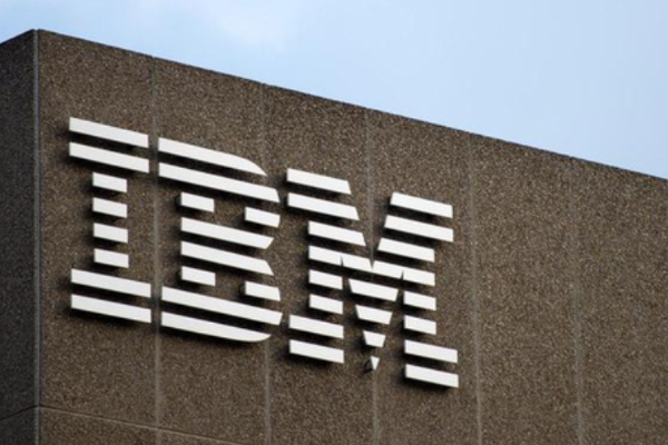 IBM发布全球首个2纳米芯片制造技术，较7纳米快45%-36氪