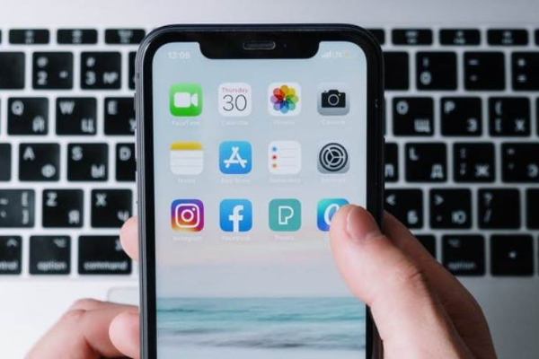 iOS专宠WebKit，苹果正在扼杀Web应用创新？-36氪