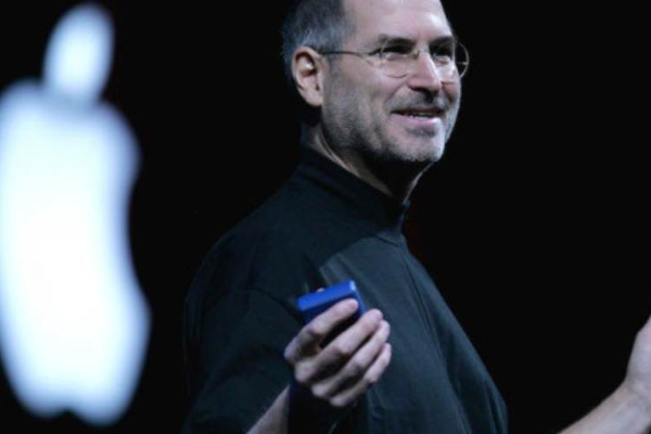 Apple Car还没问世，苹果已先将 iPhone 拉入汽车战场？-36氪