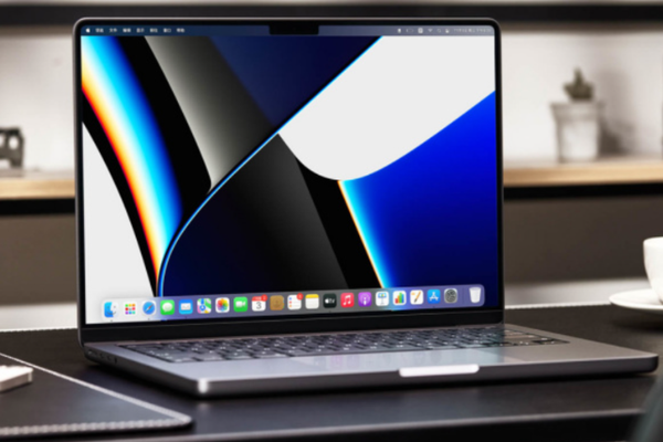 消息称苹果首款 OLED 版 MacBook 将延迟至 2025 年以后，microLED 尚未显露痕迹-36氪