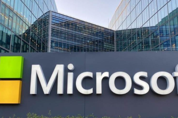 备受开发者青睐，微软云计算能否超越亚马逊？-36氪