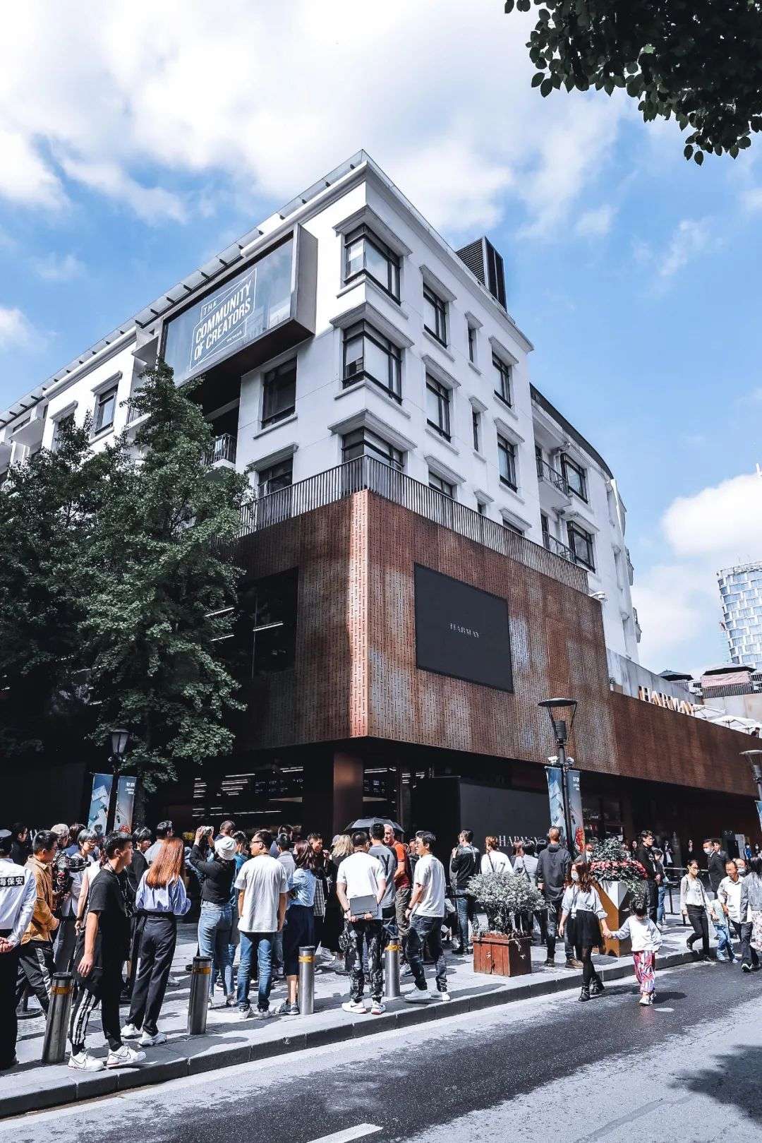 36氪专访｜HARMAY話梅创始人：这个世界缺少稀缺性，商业应该因为人而更有趣-36氪