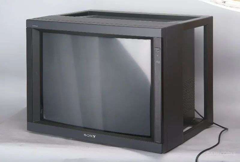2022 年，我买了一台 CRT 纯平显示器……-36氪