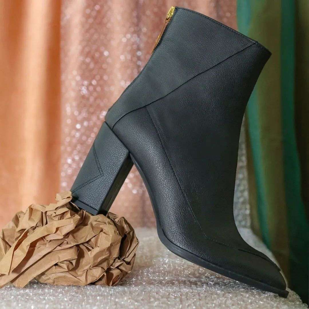 苹果皮革来了，渣渣也能做成鞋和包-36氪