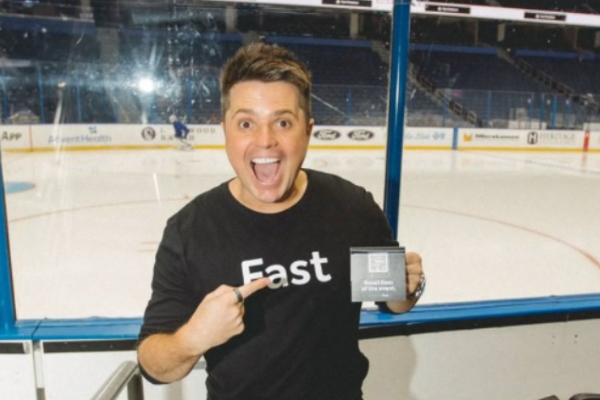 从域名敲诈起家，到烧光1亿美元关门：Fast创始人的硅谷“洗白”史-36氪