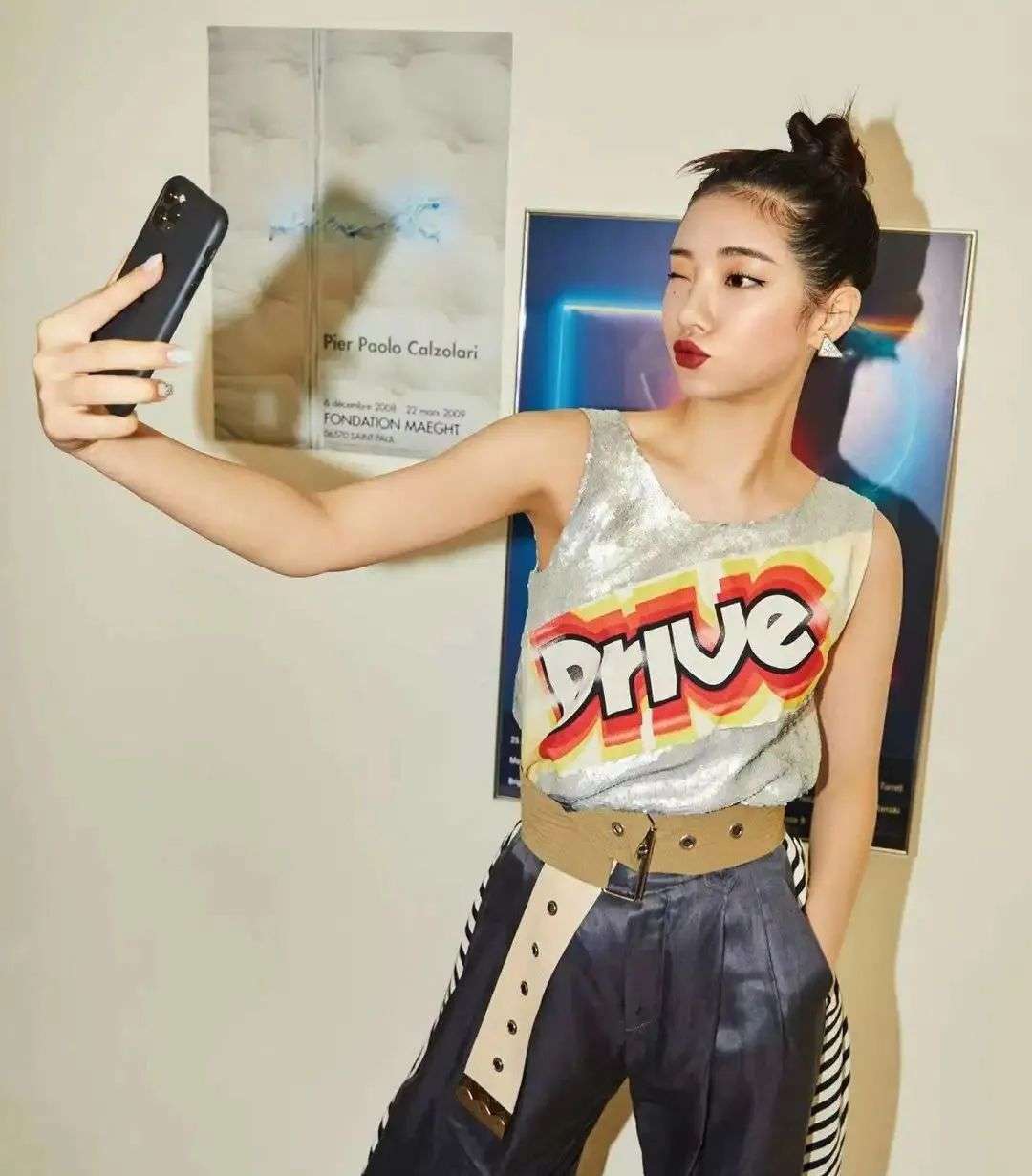 关于年入800万的韩国虚拟网红，你需要了解什么？-36氪