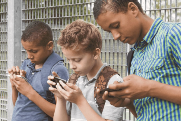 不用同一个牌子就没法交朋友？这样的事恐怕会越来越多-36氪