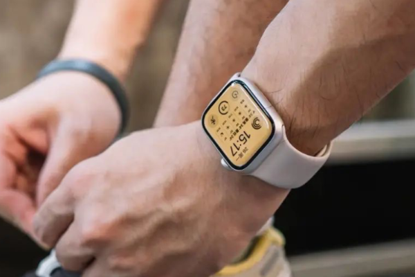 深度体验 Apple Watch S8，结果 watchOS 9 给了我更大惊喜-36氪