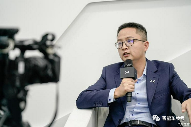 小鹏重大组织架构调整曝光，何小鹏连轴开高管会，运营产品品牌都要变 36氪