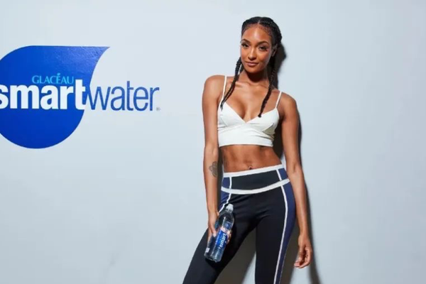 可口可乐入局3元水，Smartwater足够聪明吗？-36氪