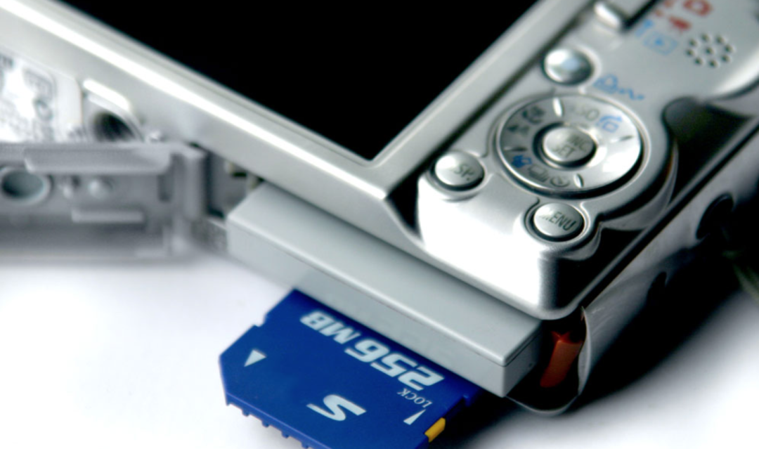 CCD卡片机又火了：情怀的背后，电子古董还是电子废品？-36氪