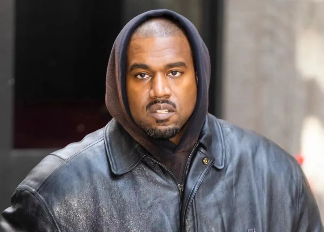 Kanye：成为“疯子”那些年-36氪