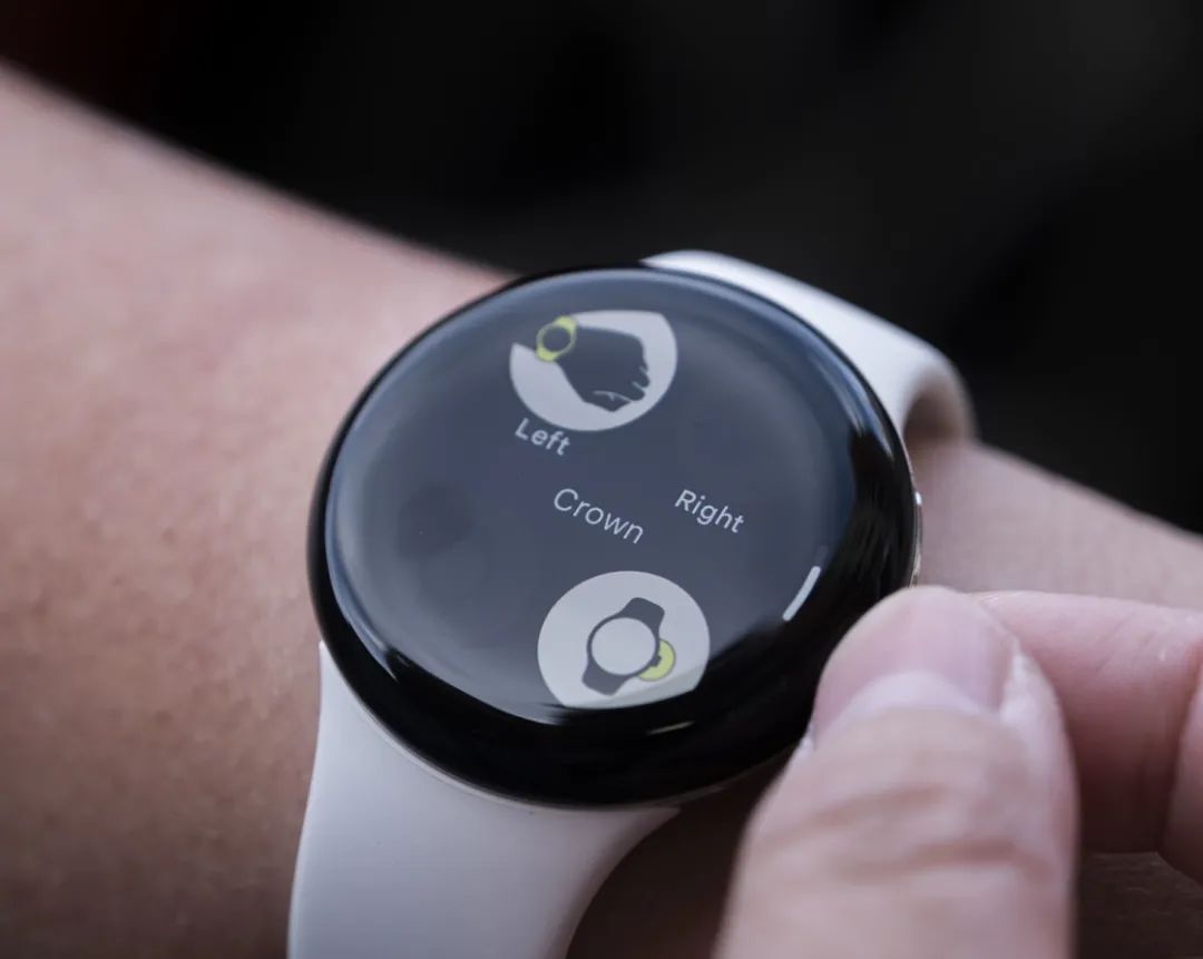 Pixel Watch 上手体验：三家混血、二流产物、一等颜值-36氪