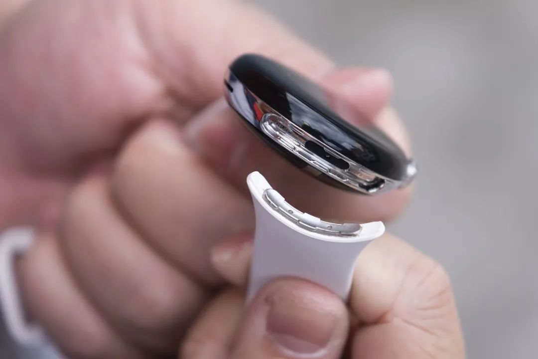 Pixel Watch 上手体验：三家混血、二流产物、一等颜值-36氪