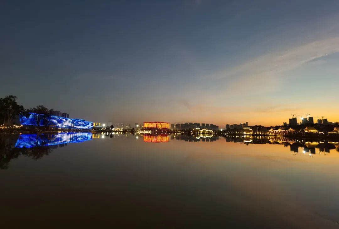 抱紧“宁王”大腿，高中物理老师搞出一个IPO-36氪