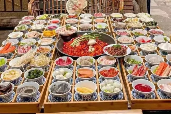 重庆火锅TOP榜出炉，有人爆冷，有人3年开店400+-36氪