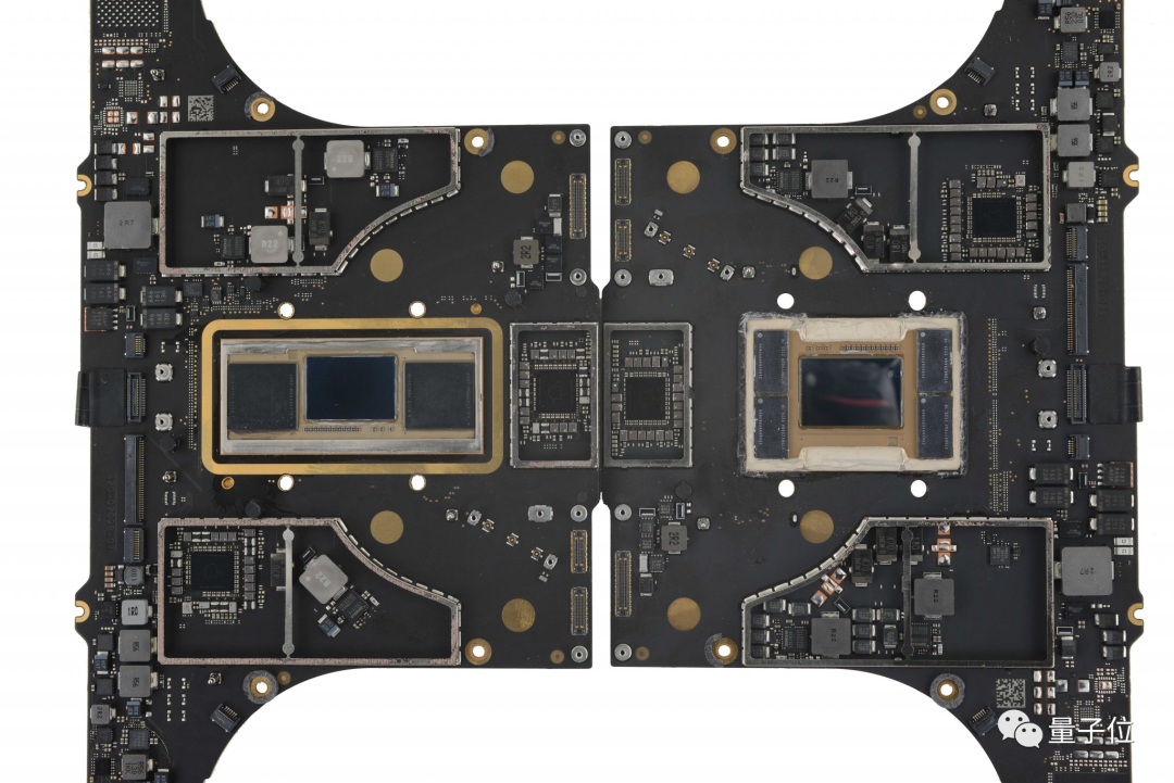 拆解苹果M2 Pro笔记本，内存变成4条4GB，散热片还缩小了-36氪
