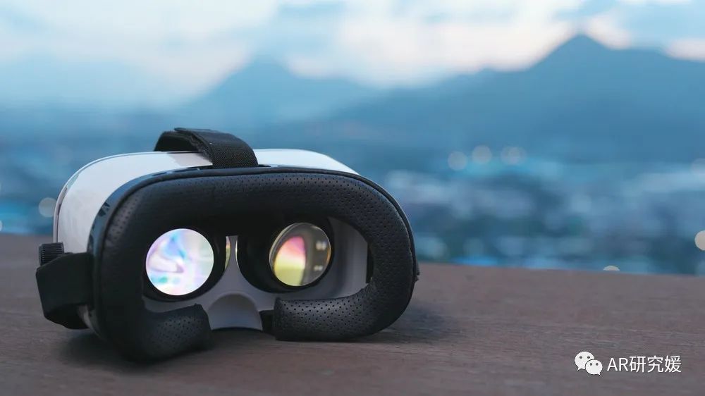 Micro LED，一场关乎AR未来的真正竞速-36氪