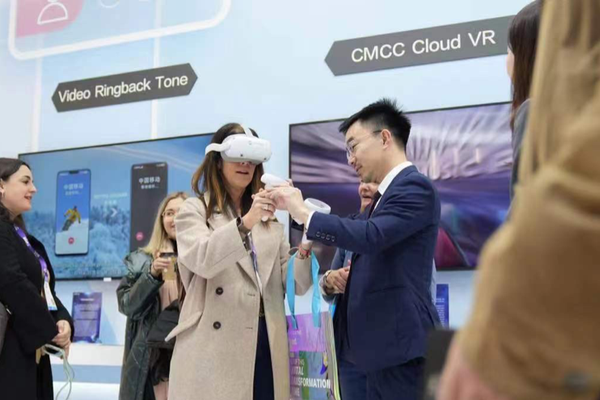 MWC 2023黑科技满满，6G、卷轴屏、卫星通信、元宇宙……-36氪