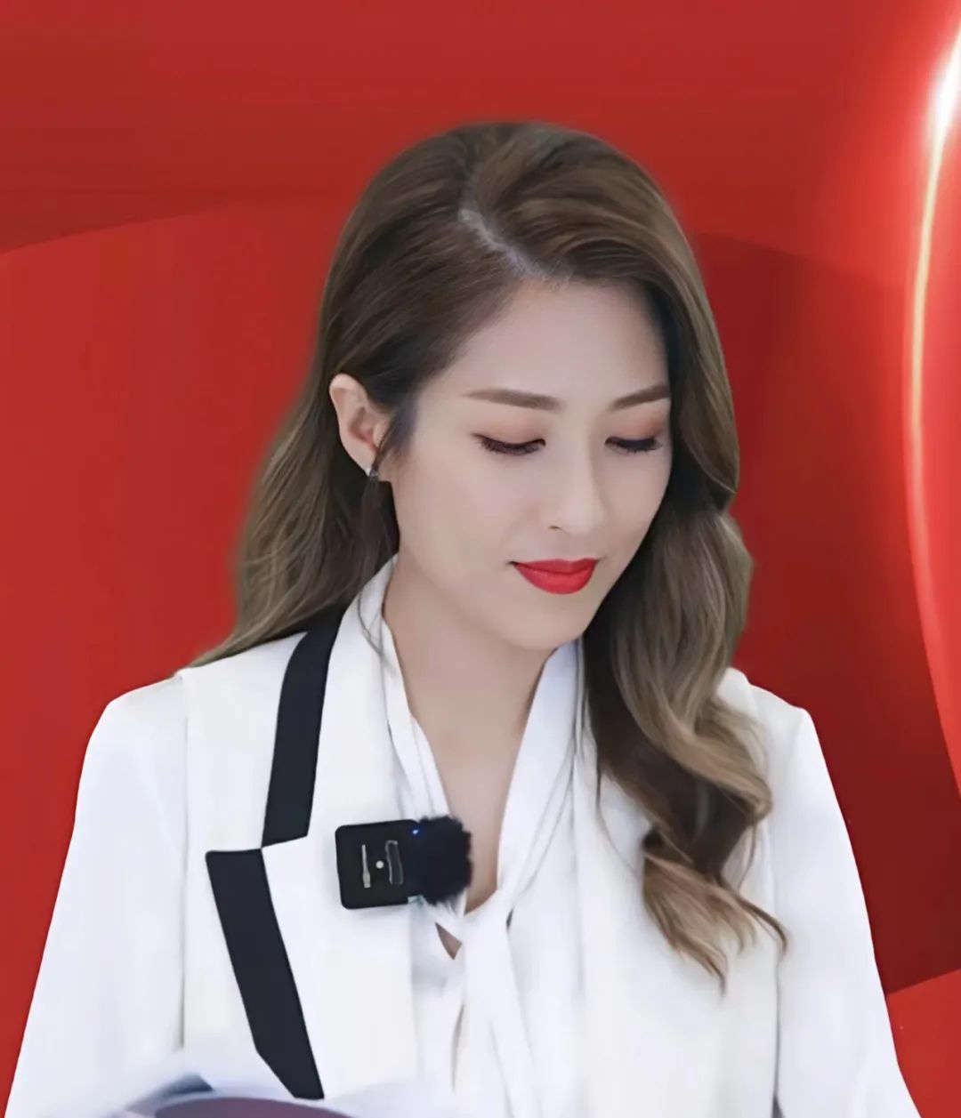 股价创历史最大涨幅，TVB艺人“北上”直播，一场带货超2000万-36氪