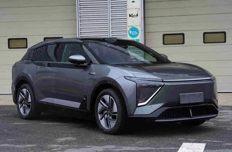 高合汽车，孤独的“销量冠军”-36氪