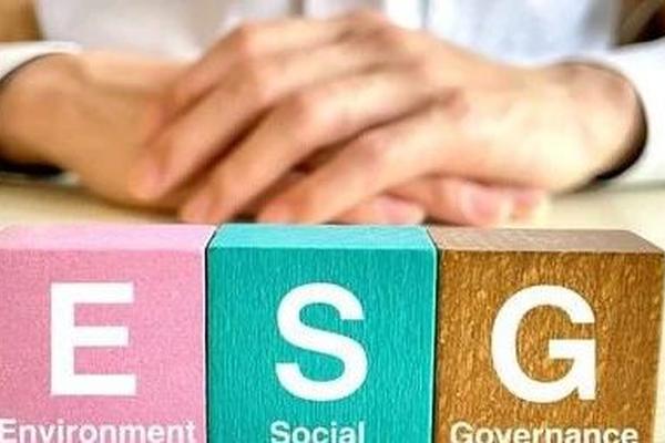 来了就给香港身份，ESG人才缺口有多大-36氪