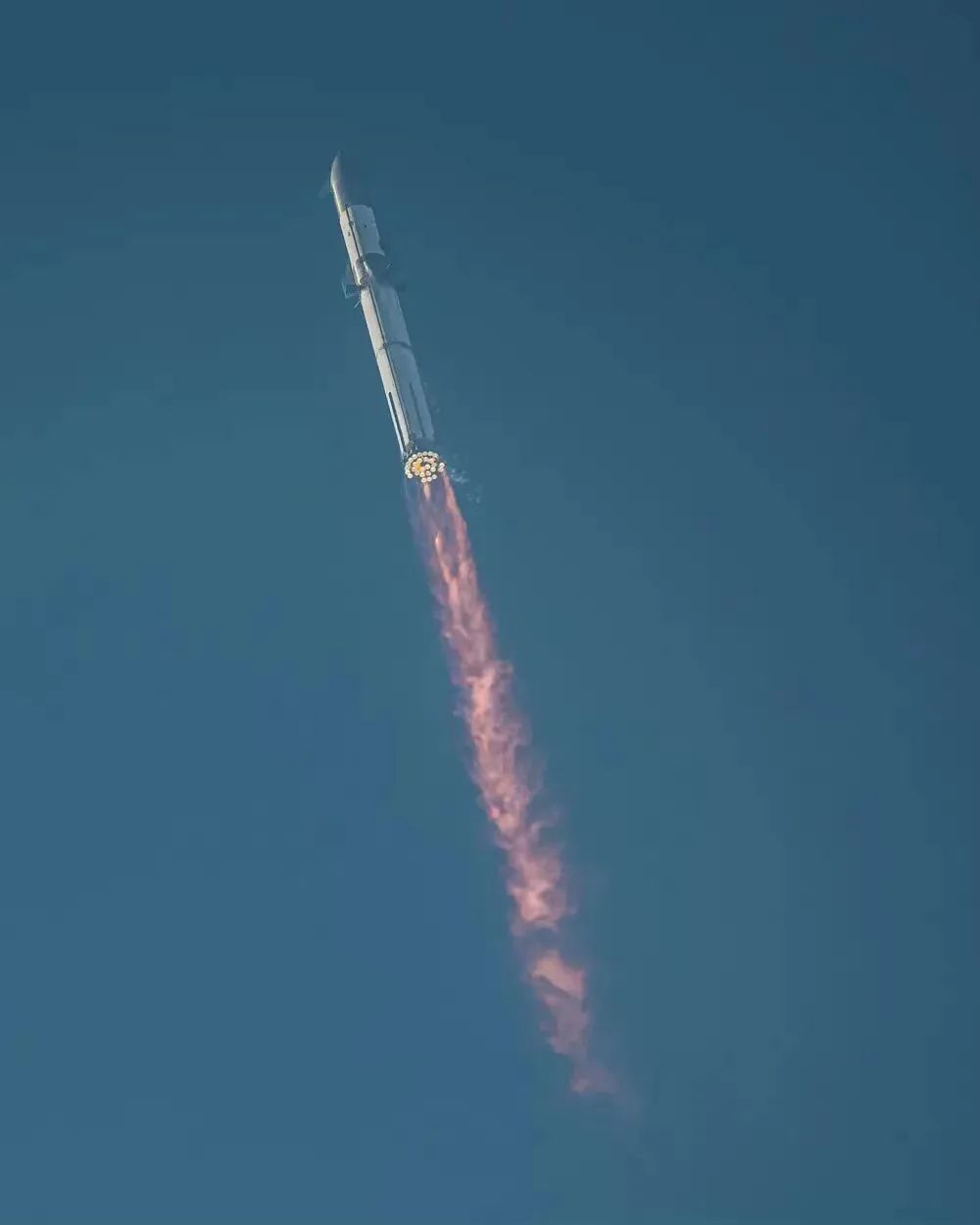 马斯克的大火箭首飞炸啦，然而现场一片欢呼-36氪