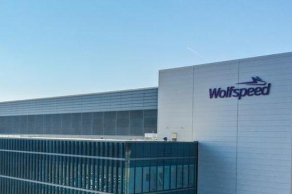 Wolfspeed：再亏上亿，特斯拉击落 SiC 之王-36氪