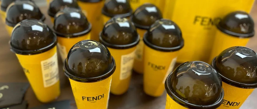 多地售罄，喜茶FENDI黄刷屏，全网抢奶茶的盛况又回来了？-36氪