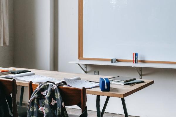 最北985，正排队IPO敲钟-36氪