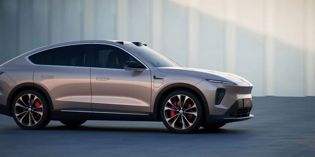 年内BEV落地之战：华为遥遥领先，还是蔚小理登上王座？-36氪