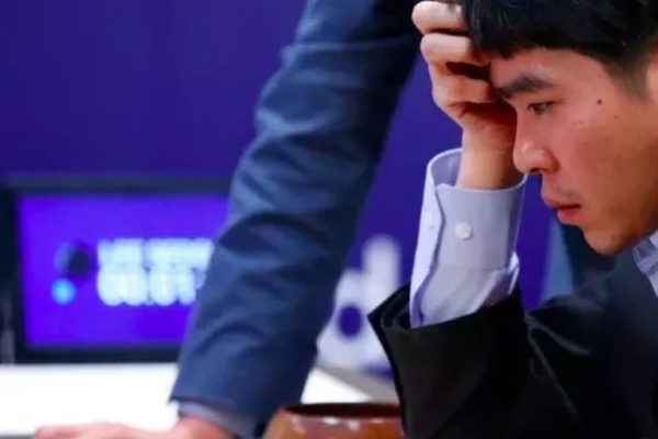 如何超越ChatGPT？Google DeepMind：要靠打败人类玩家的AlphaGo-36氪