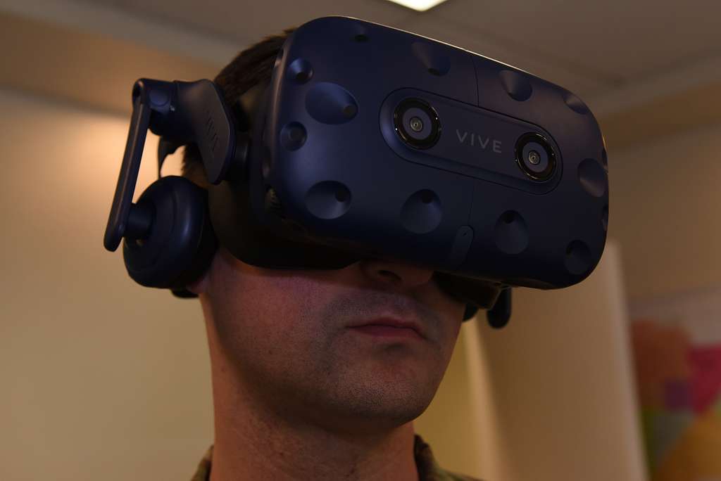 告别手机之后，HTC还会告别VR吗？-36氪