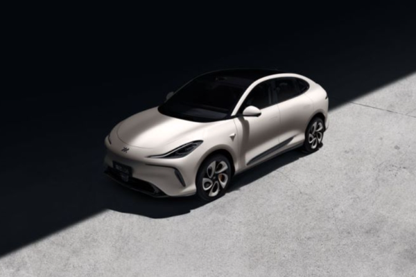 最前线 | 智己LS6标配激光雷达、OrinX芯片，拉低智驾车到21.49万元-36氪