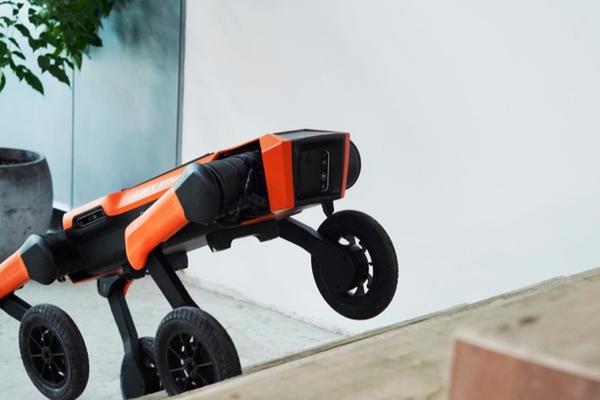 36氪首发 ｜ 「逐际动力」完成近2亿元天使轮和 Pre-A 轮融资，2023年会推出人形双足机器人-36氪