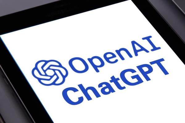 每三分钟诞生一个新GPT！GPT比价、AI算命……我们挑选了10款有意思的GPT应用-36氪