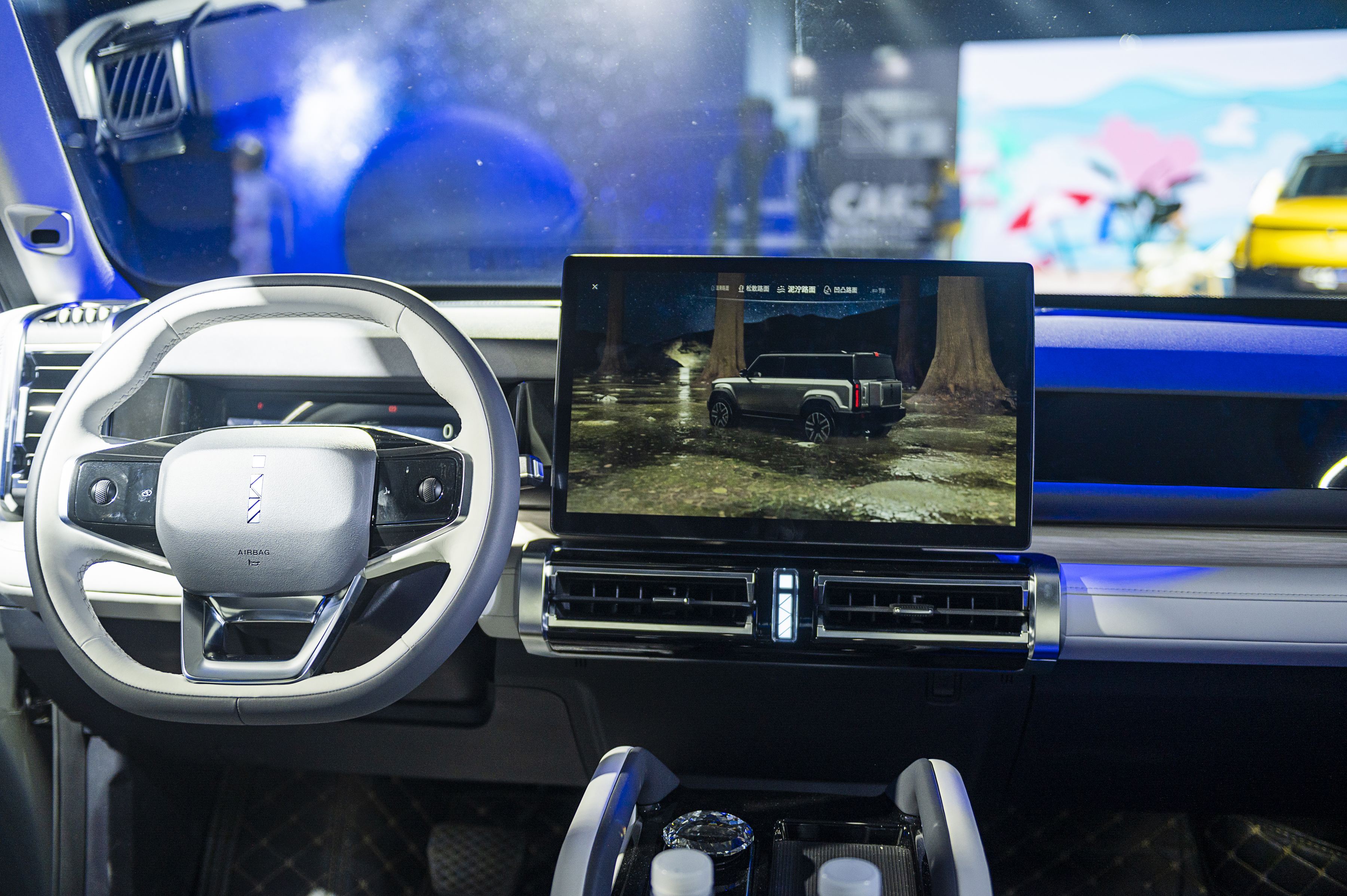 纯电“方盒子”SUV，奇瑞iCAR 03预售12.98万起_36氪