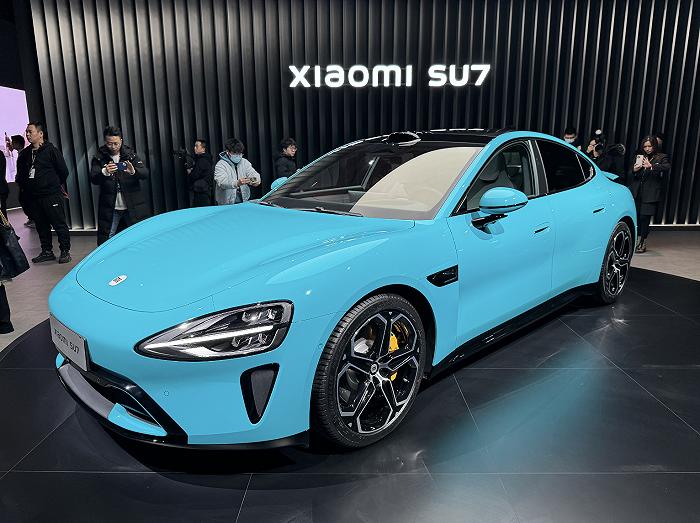 小米汽车SU7现场实拍，真车长这样-36氪