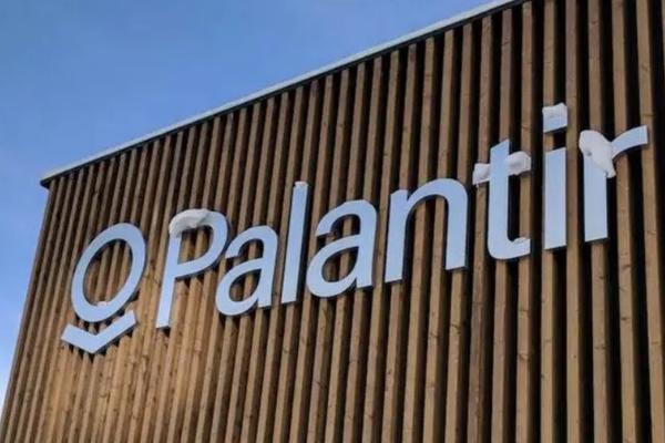 AI 撬起了 Palantir 增长新周期-36氪