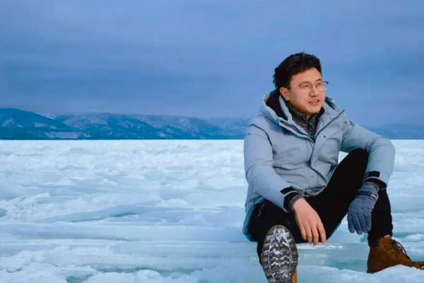 ZOMI酱：从艺术生到大模型训练专家-36氪