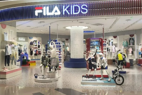 FILA换帅 16年安踏老将离任CEO-36氪