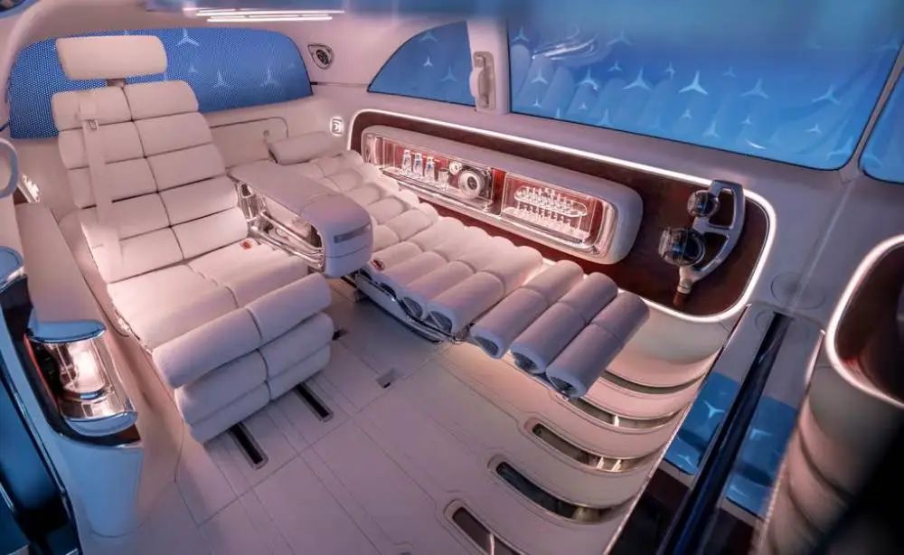 奔驰发布 MPV 概念车 VISION V，内饰科幻，前脸长了「8 块腹肌」-36氪