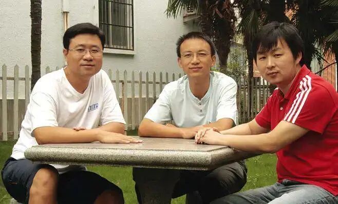 放弃博士学位，50岁东北医生，干出一个IPO-36氪