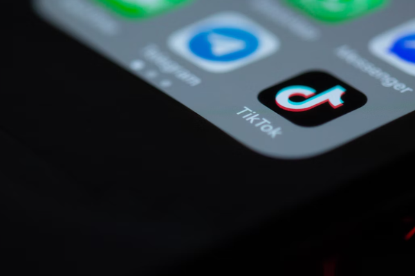 Chinas AI-Sensation Loopit: 100 Millionen US-Dollar an Finanzierungen ...